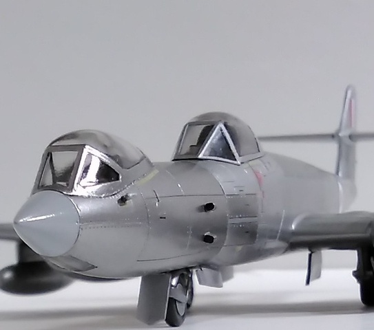 TINAMI - [モデル]1/72 グロスター・ミーティアF.8 プローンパイロット