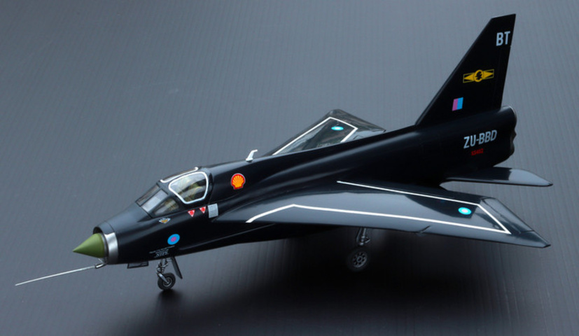 TINAMI - [モデル]マッチボックス 1/72 ライトニングT.6