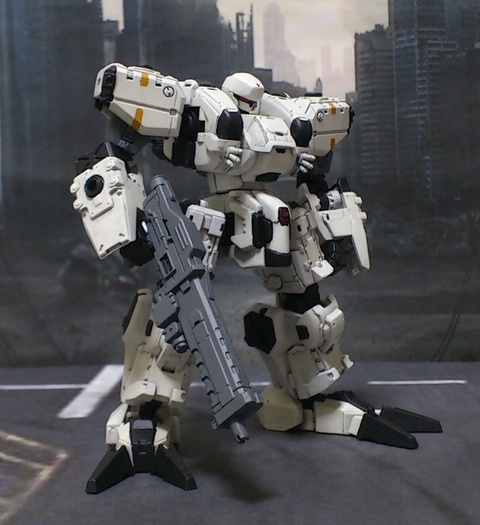 TINAMI - [モデル]1/72 ゼリア (キャニオンクロウ配備/ロイド機)