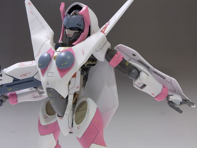 TINAMI - [モデル]1/72 ミレーヌバルキリー