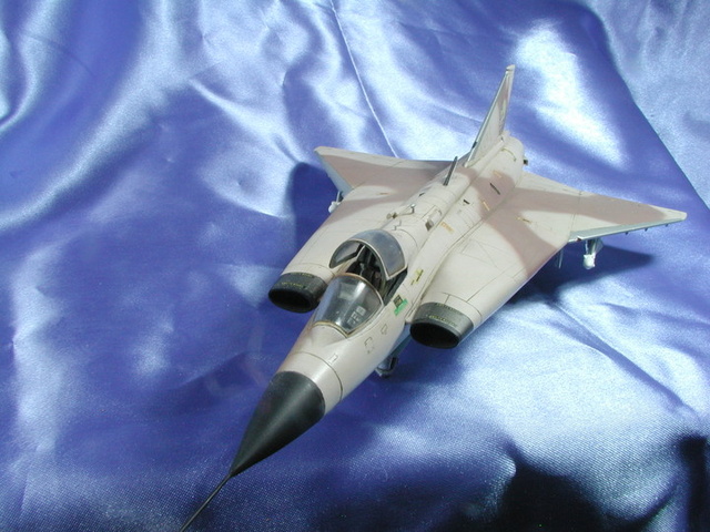TINAMI - [モデル]1/72 サーブJ35Fドラケン エリア88 風間 真専用機