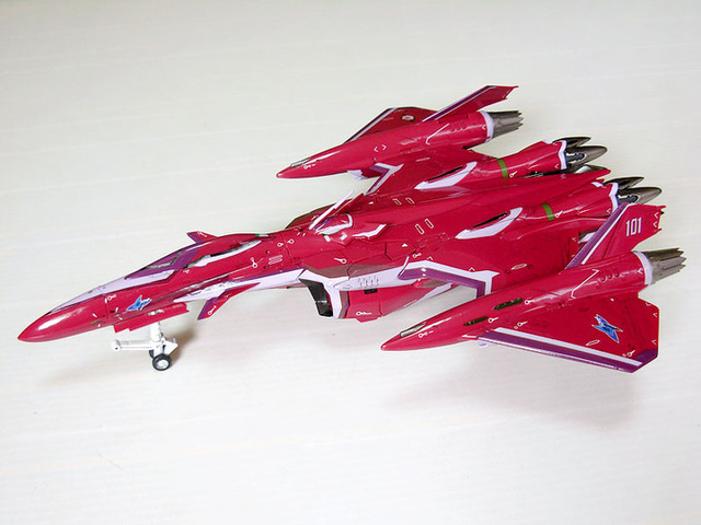 TINAMI - [モデル]バンダイ1/72 YF-27γ かんたんフィニッシュ