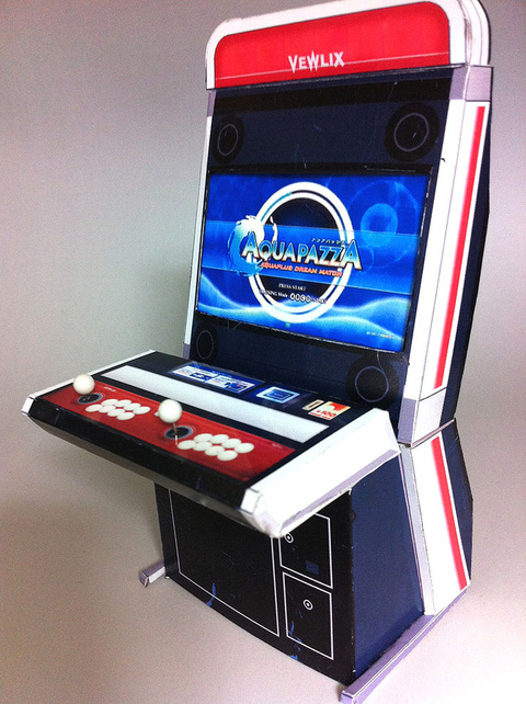 TINAMI - [モデル]1/12 ビューリックス筺体（ver.2) ペーパークラフト 【C82】