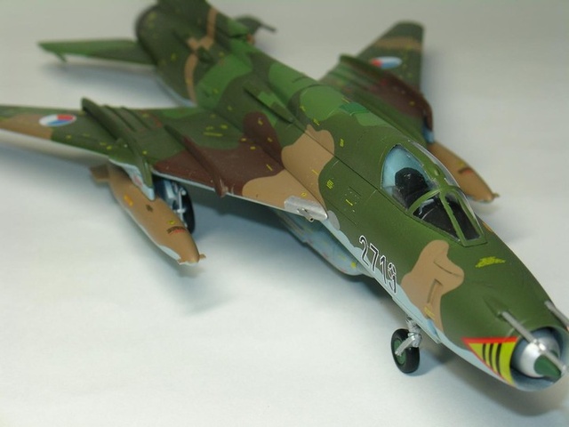 TINAMI - [モデル]Su-22M4R "Fitter"
