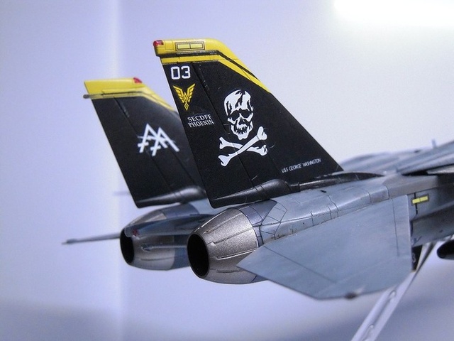 TINAMI - [モデル]F-14B トムキャット VF-103