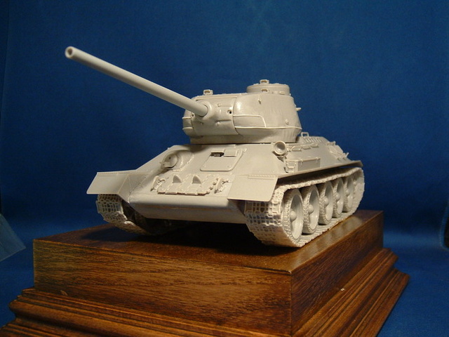 TINAMI - [モデル]【工作途中】ガールズ＆パンツァー プラウダ高校 T34/85（ドラゴンVer） 【もう少し】