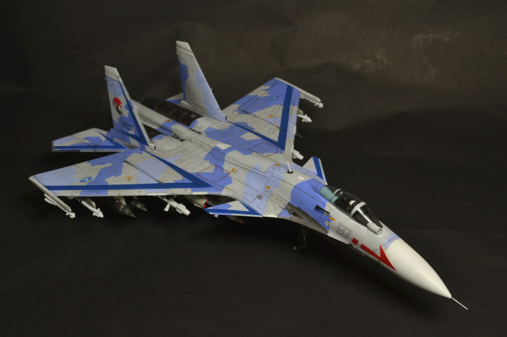 TINAMI - [モデル]Su-33 ユージア同盟空軍第37空軍 第18戦闘航空団特殊戦術戦闘飛行隊第1小隊 スカーフェイス
