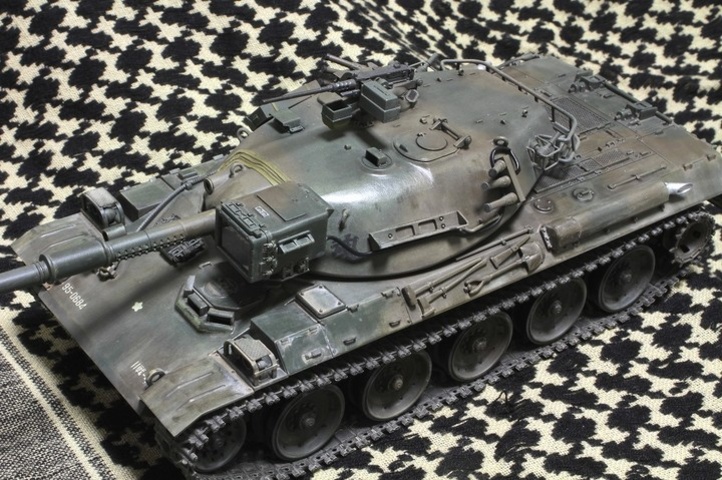 TINAMI - [モデル]1/35 タミヤ・74式戦車