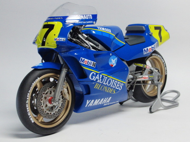 TINAMI - [モデル]1/12 YAMAHA YZR500(OW98)"SONAUTO YAMAHA 1988"