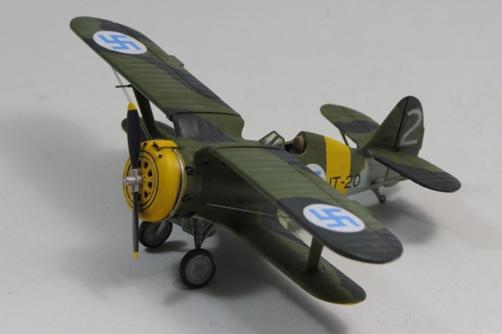 TINAMI - [モデル]Heller 1/72 Поликарпов И-153 «Чайка» Finish Air Force IT-20
