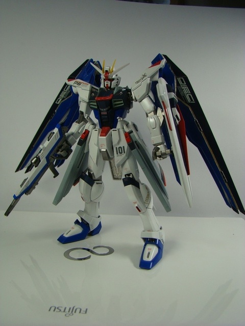 TINAMI - [モデル]フリーダム・ガンダム（バンダイ MG 1/100）