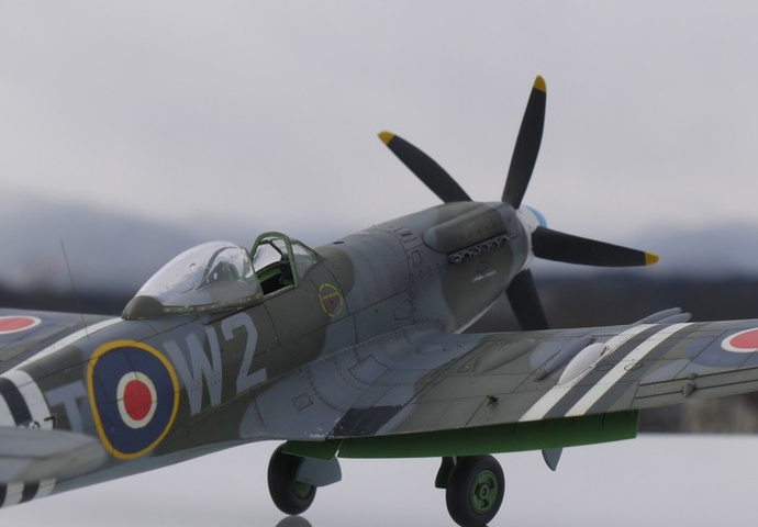 TINAMI - [モデル]スピットファイアMk.22