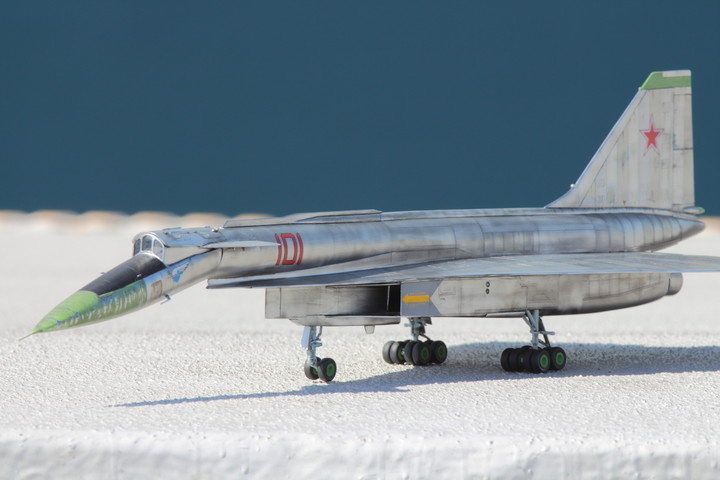 TINAMI - [モデル]1/72 T-4 sotka