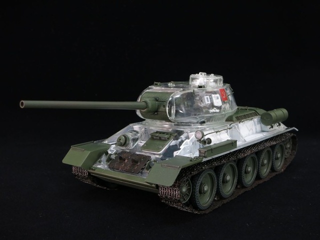 TINAMI - [モデル]1/35 T34/85 プラウダ高校仕様 フルインテリア
