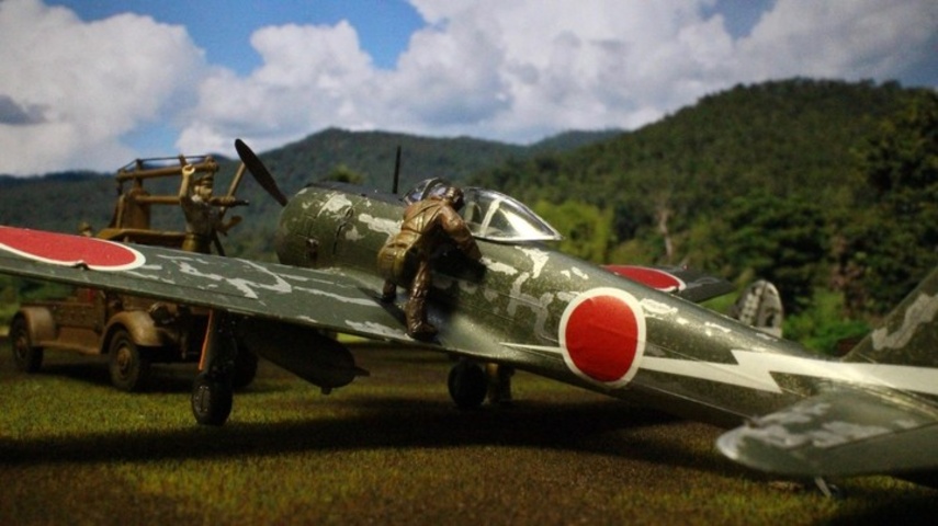 TINAMI - [モデル]中島キー43 隼II型（ハセガワ1/72）