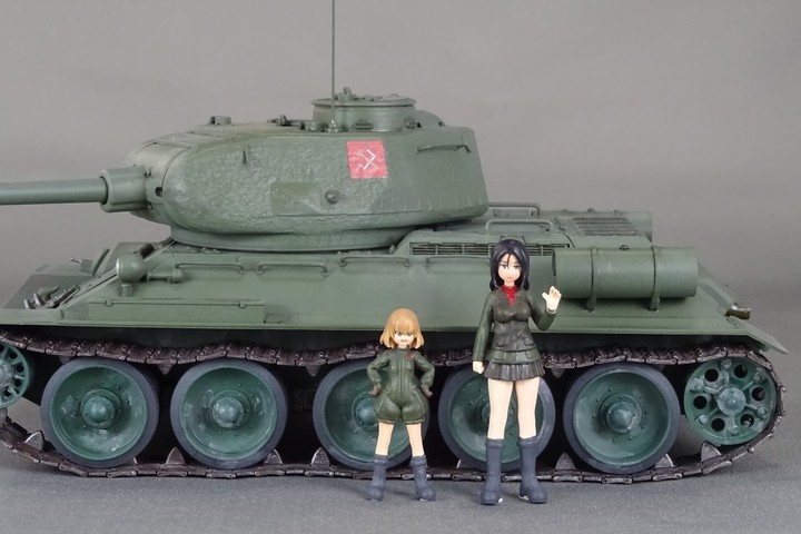 TINAMI - [モデル]T-34/85 プラウダ高校 ズベズダ