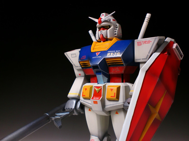 TINAMI - [モデル]1/100 RX-78-2 ガンダム (旧キット)