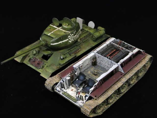 TINAMI - [モデル]1/48 T34/85 1944年型