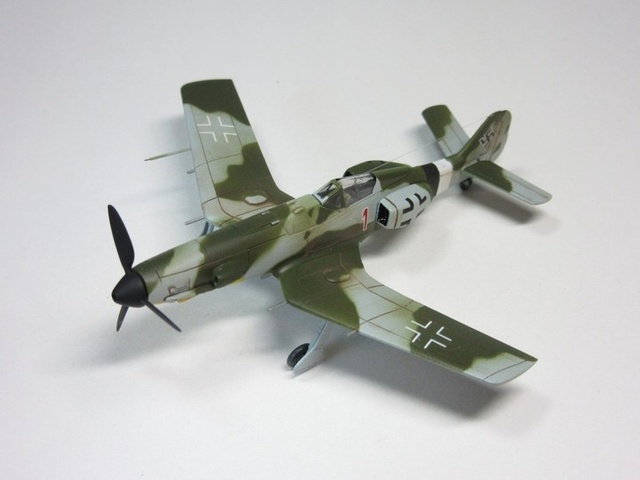 TINAMI - [モデル]1/144 フォッケウルフ Fw190 V 19(radial engine version) 計画機
